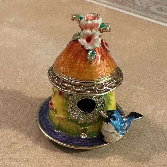 Kubla | Accents | Vtgkubla Bedazzled Enamel Birdhouse Trinket Holder ...